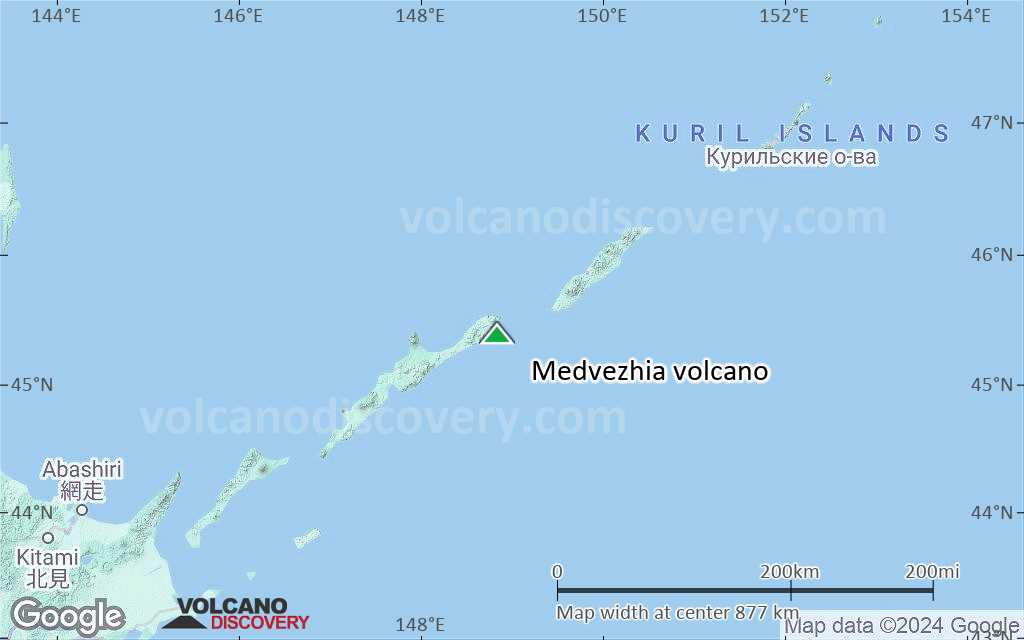 Medvezhia Volcano, Iturup Island (Kuril Islands) - facts & information