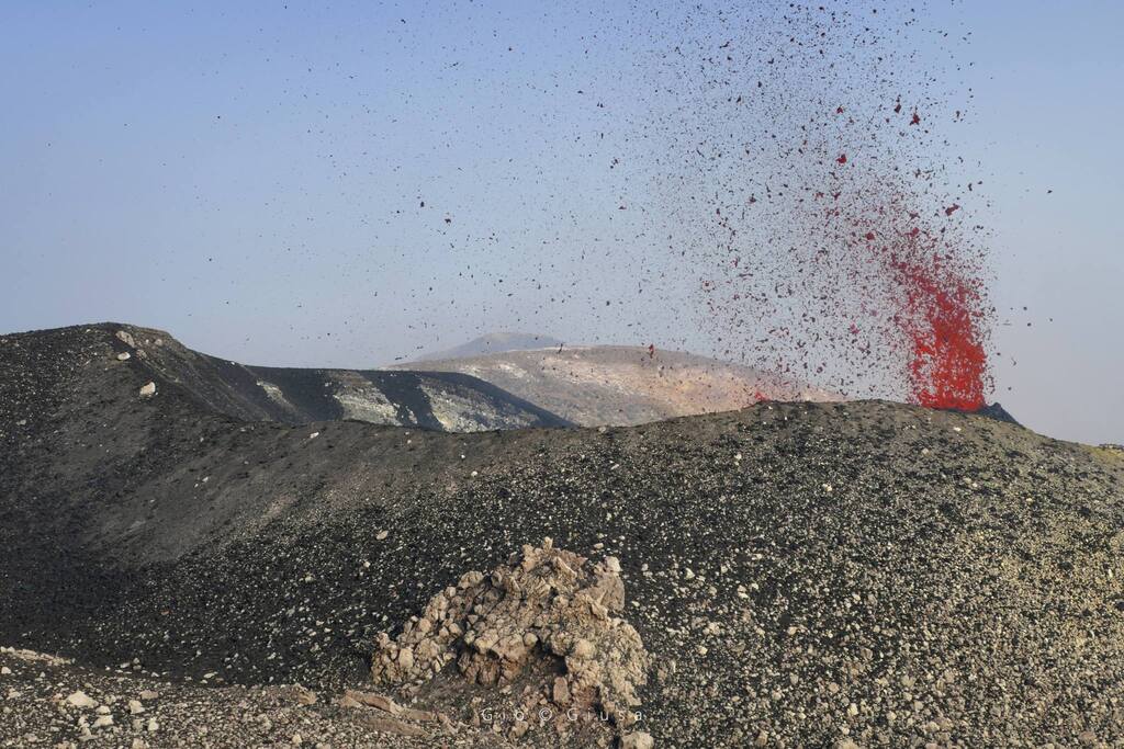 Etna volcano (Italy): eruption update & current activity | VolcanoDiscovery